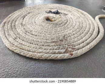 5,533 Berthing Ropes Images, Stock Photos & Vectors | Shutterstock