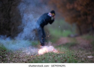 659 Lit firecracker Images, Stock Photos & Vectors | Shutterstock