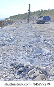 2,565 Drilling and blasting Stock Photos, Images & Photography ...