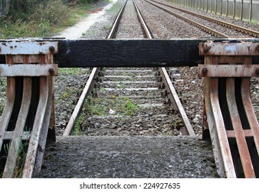 5,727 Railroad end Images, Stock Photos & Vectors | Shutterstock
