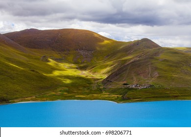 190 Sprite lake Images, Stock Photos & Vectors | Shutterstock