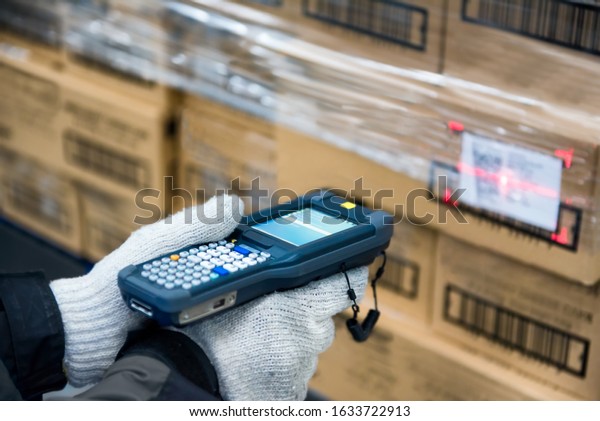 Bluetooth Barcode Scanner Checking Goods Cold Stock Photo 1633722913 ...