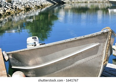 1,754 Tin boat Images, Stock Photos & Vectors | Shutterstock