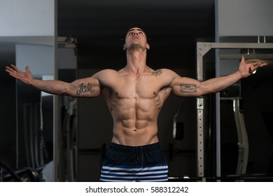 Bodybuilder Posing Different Poses Demonstrating Their Stock Photo ...