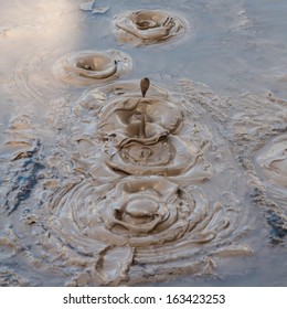 2,653 Boiling mud pots Images, Stock Photos & Vectors | Shutterstock