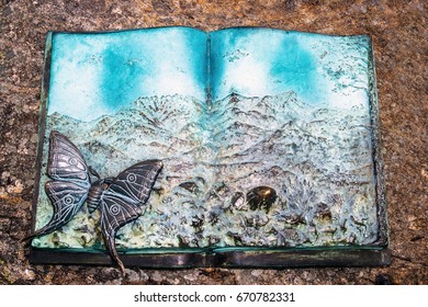 Book Write Stock Photo 670782331 | Shutterstock