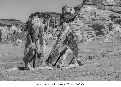 5,972 Natural splitting mountains rock Images, Stock Photos & Vectors ...