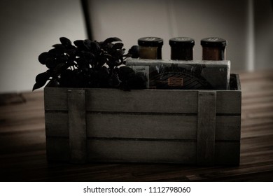 Box Condiments Stock Photo 1112798060 | Shutterstock