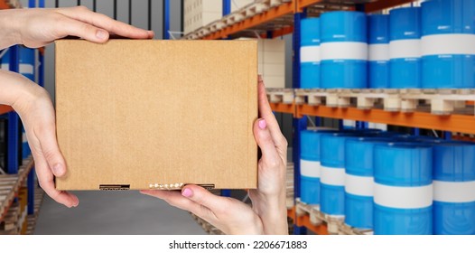 25,087 Assembling boxes Images, Stock Photos & Vectors | Shutterstock