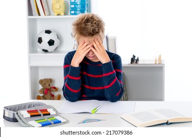 172 Kids with too much homework Images, Stock Photos & Vectors ...