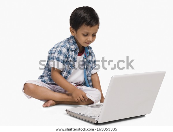 Boy Using Laptop Stock Photo 163053335 | Shutterstock
