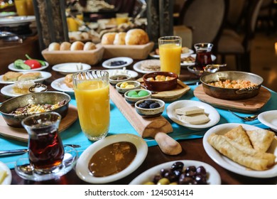 2,951 Buffet english breakfast Images, Stock Photos & Vectors ...