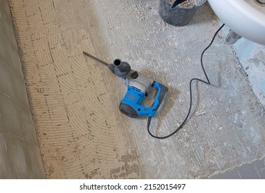 1,955 Breaking tiles Images, Stock Photos & Vectors | Shutterstock