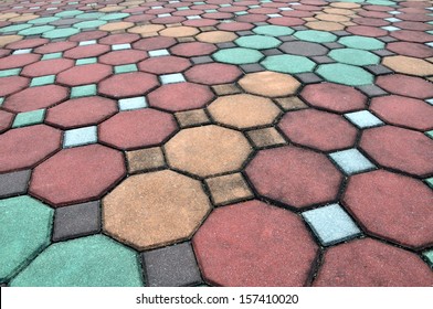 24 Side road at an acute angle Images, Stock Photos & Vectors ...