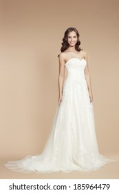 2,754 Bride full body Images, Stock Photos & Vectors | Shutterstock
