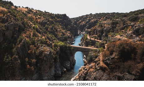 652 Bridge Between Two Mountains Images, Stock Photos & Vectors ...