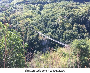 652 Bridge Between Two Mountains Images, Stock Photos & Vectors ...