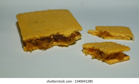 67 Pineapple Broken Slices Stock Photos, Images & Photography ...