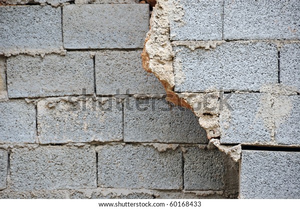 Broken Cinder Block Brick Wall Background Stock Photo 60168433 ...