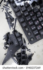 Broken Keyboard Destroyed Keyboard Image Computer Stock Photo ...