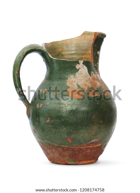 Broken Pitcher Side View Isolated On Foto de stock 1208174758 ...