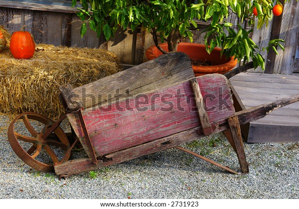 Broken Rusty Wheelbarrow Stock Photo 2731923 | Shutterstock
