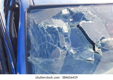 9,150 Broken front window Images, Stock Photos & Vectors | Shutterstock