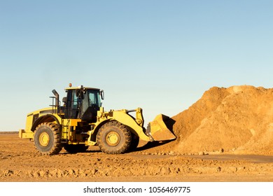 Bucket Loader Preparing Sand Leveling New Stock Photo 1056469781 ...
