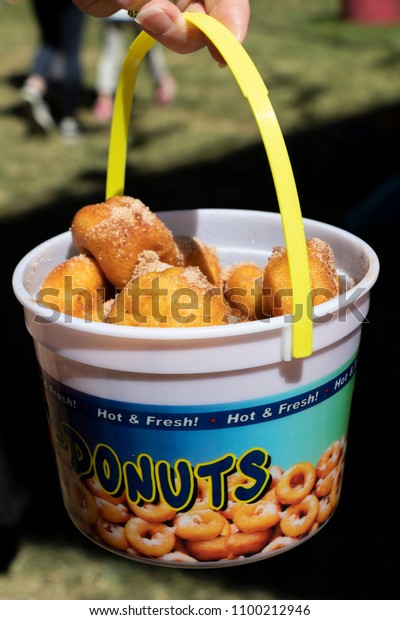 Bucket Mini Donuts Stock Photo 1100212946 | Shutterstock