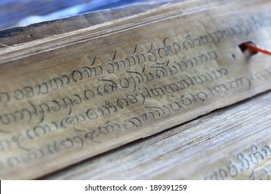2,116 imágenes de Buddhist scriptures - Imágenes, fotos y vectores de ...