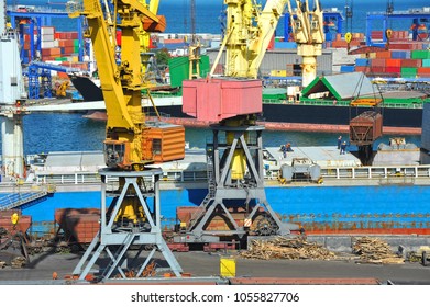 Commercial Ship Vessel Operation Port Transhipment Stock Photo ...