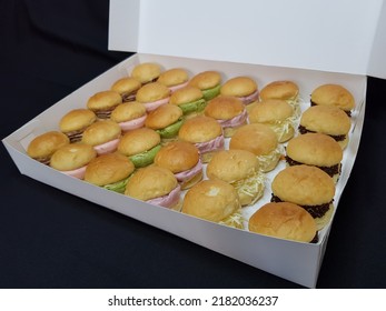 Bun Bread Inside Box Stock Photo 2182036237 | Shutterstock