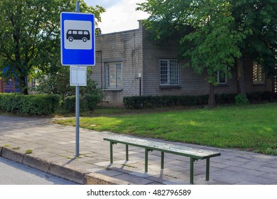 Bus Stop Mall Bsd City Foto de stock 1315892933 | Shutterstock