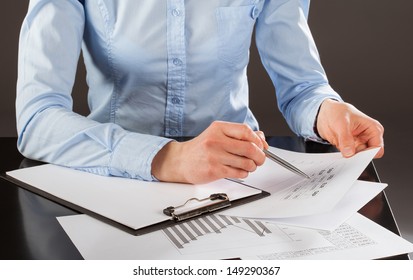Business Analyst Working Data Dark Background Stock Photo 149290367 ...