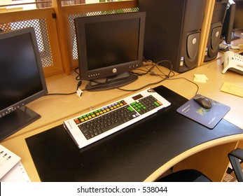 Business Computers Stock Photo 538044 | Shutterstock
