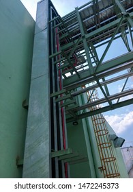 Cable Riser Mounted Pipe Rack Stock Photo 1472245373 | Shutterstock