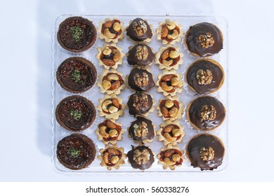 Cake Stock Photo 560338276 | Shutterstock