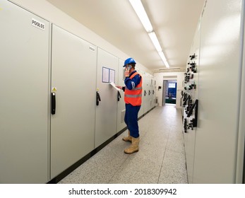 143,097 Engineering room Images, Stock Photos & Vectors | Shutterstock