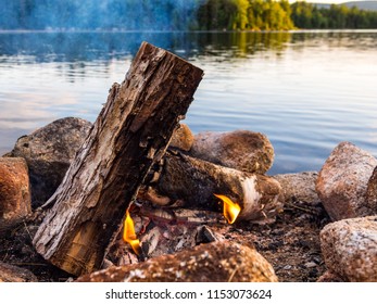Campfire Stone Fire Ring Along Edge Stock Photo 1153074665 | Shutterstock