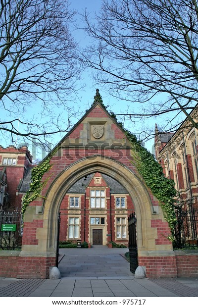 Campus University Leeds Uk Stock Photo 975717 | Shutterstock Campus University Leeds Uk Stock Photo 975717 | Shutterstock