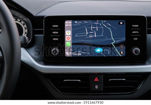 94,094 Car Screens Images, Stock Photos & Vectors | Shutterstock
