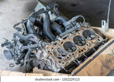 Car Engine Open Position Workshop Stock Photo 1352229113 | Shutterstock