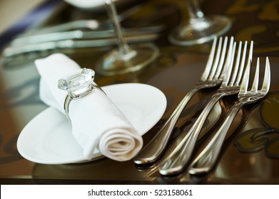 49,930 Fancy restaurant table Stock Photos, Images & Photography ...