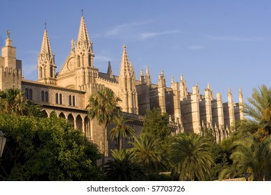59,920 Spanish gothic architecture Images, Stock Photos & Vectors ...