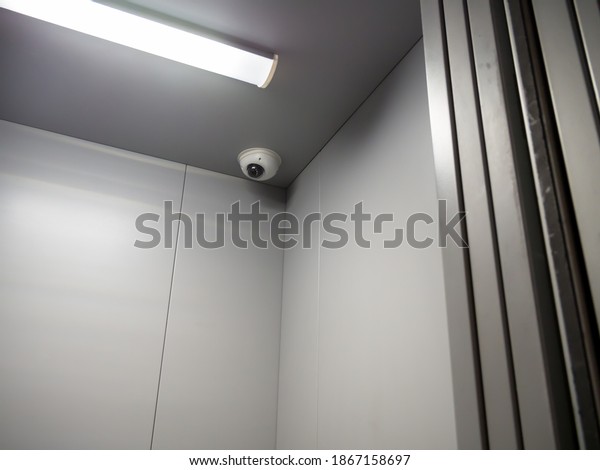 1,716 imágenes de Elevator camera - Imágenes, fotos y vectores de stock ...