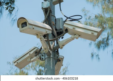 Cctv Cameras Installed Intersection Record Events Foto stock 406103218 ...