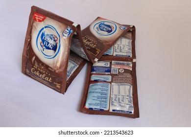 1,202 Kid Drinking Pack Milk Images, Stock Photos & Vectors | Shutterstock