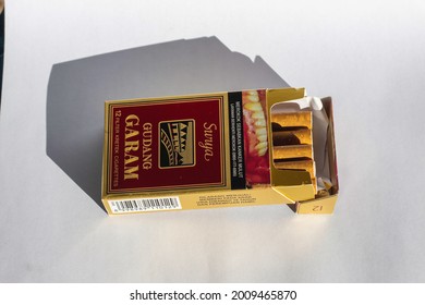 194 Gudang garam Images, Stock Photos & Vectors | Shutterstock