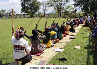 482 Javanese Bow Images, Stock Photos & Vectors | Shutterstock