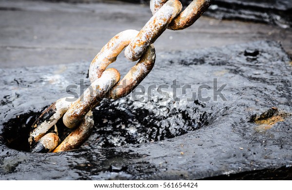 Chain On Deck Stock Photo 561654424 | Shutterstock